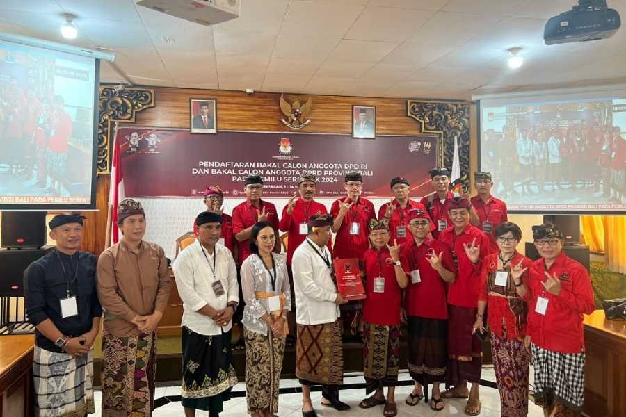 PDI Perjuangan Bali Daftarkan Bakal Calon anggota DPRD Bali di Pemilu ...